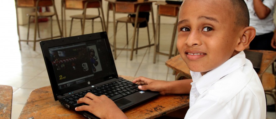 Fonatel | 1 World Connected